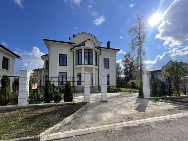 Дом в КП Президент, 650 м², id 6805 - One-Estate
